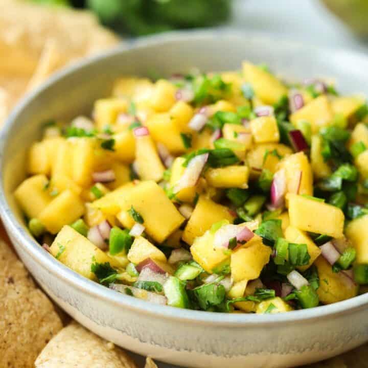 Quick Mango Pico De Gallo - SimplyMadeEats.com