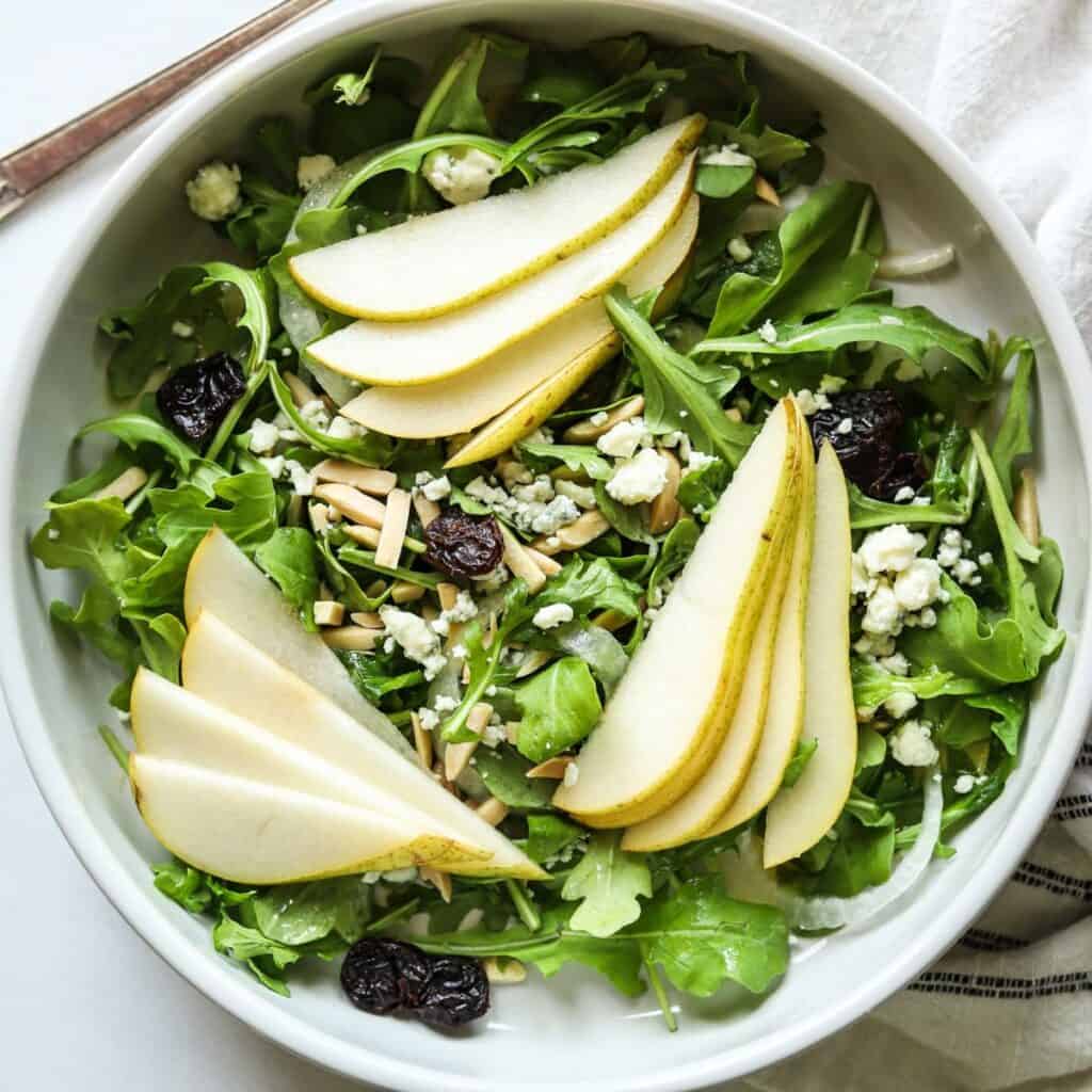Arugula and Pear Salad with Apple Cider Vinaigrette (Rocket Pear Salad ...