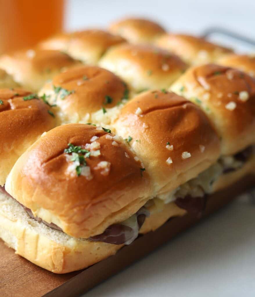 Roast Beef Sliders on Hawaiian Rolls - Simply Made Eats
