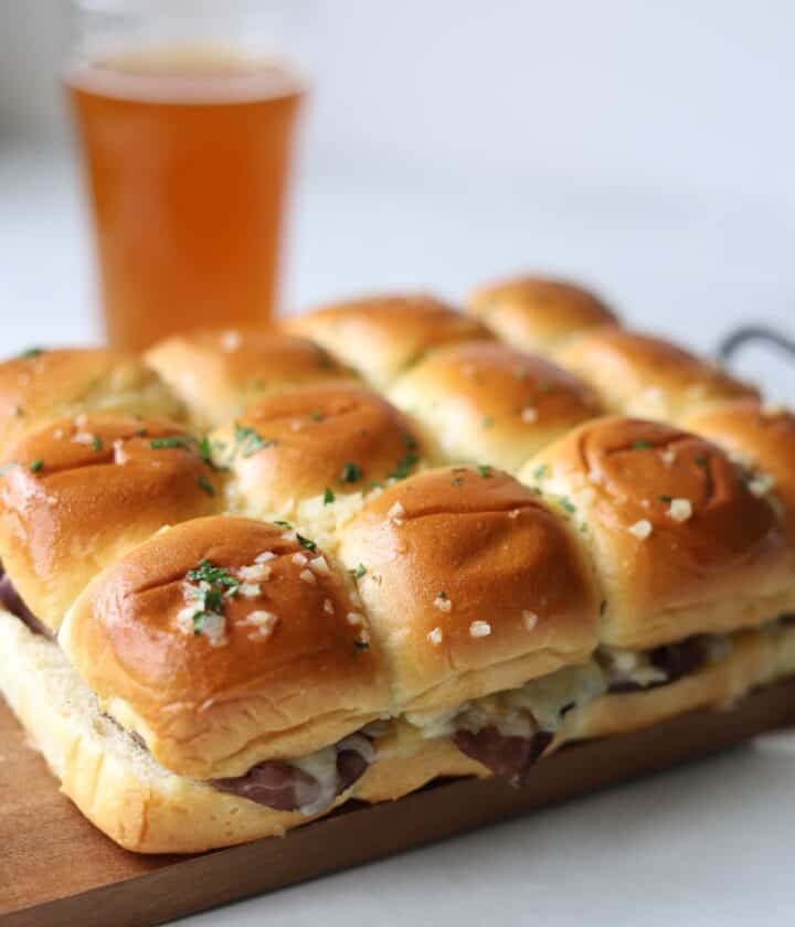 Roast Beef Sliders on Hawaiian Rolls - Simply Made Eats